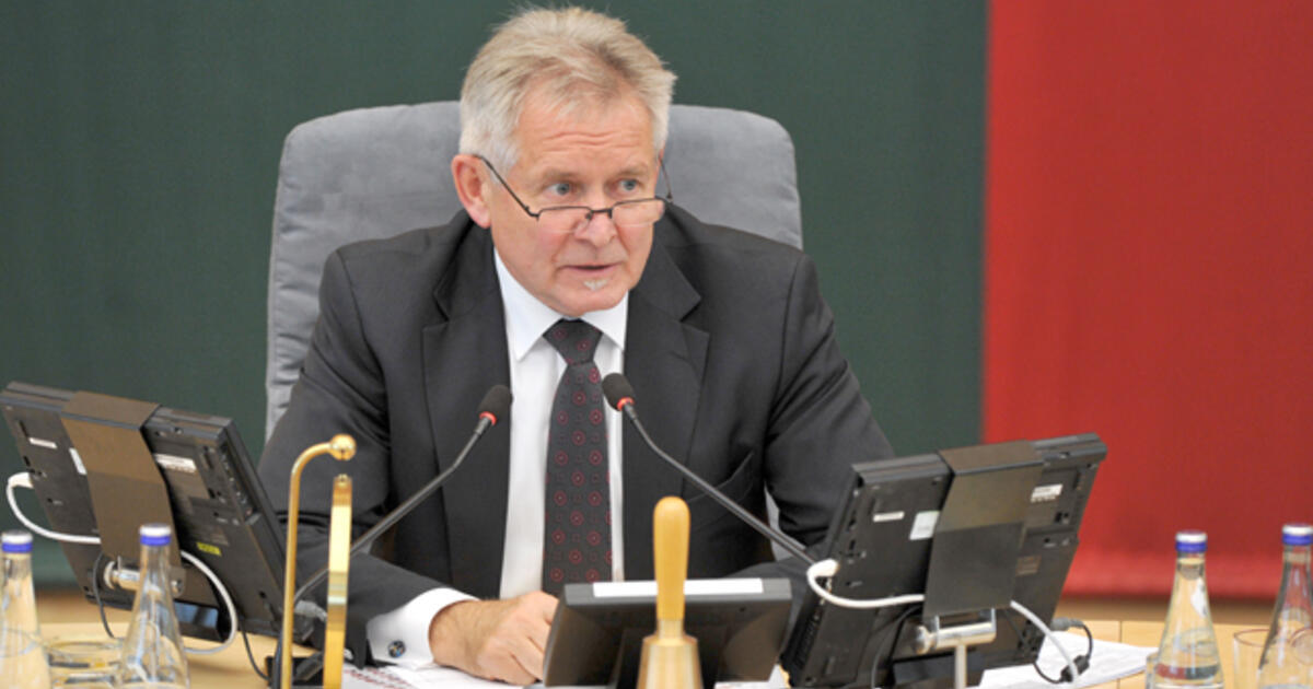 Algirdas Sysas kaltina SADM švaisčius lėšas, klastojus dokumentus ir ...