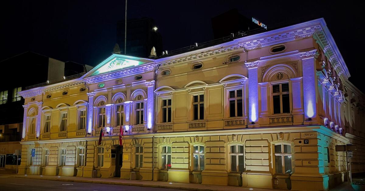 Klaipėdos rotušė nušvis purpurine spalva