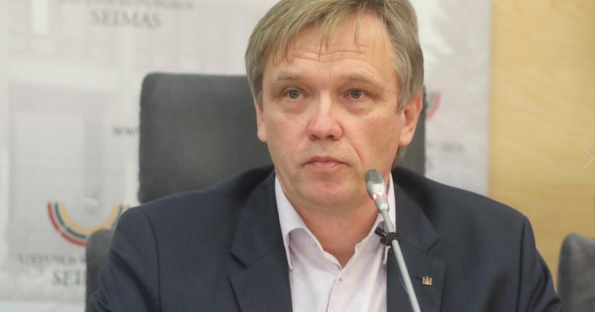 Zigmas Vaišvila: Pagarba mirusiems ir mūsų savigarba