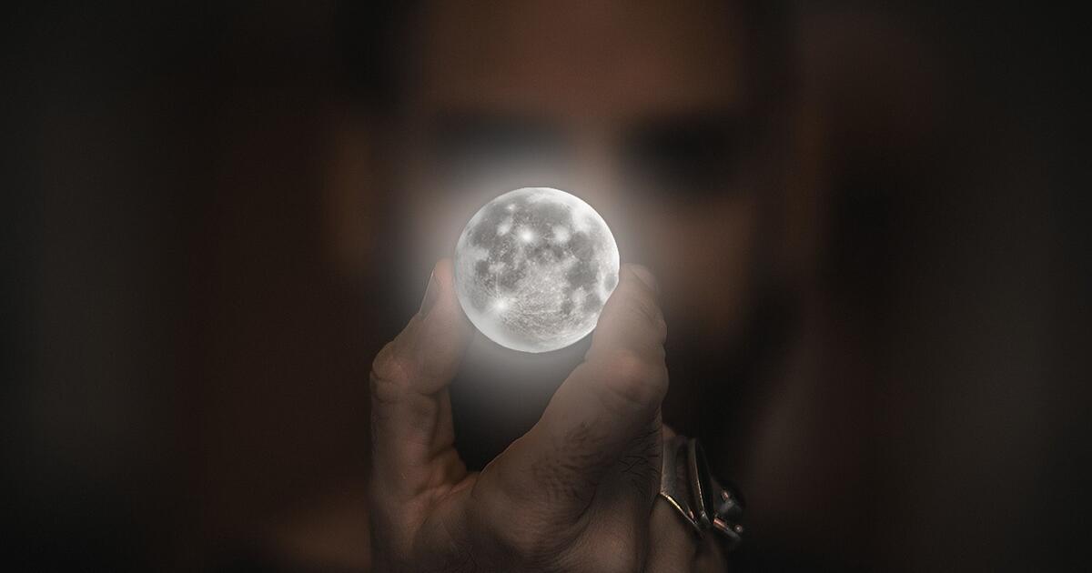 Kaip Zodiako ženklus perspėja mėnulio pilnatis Avine?