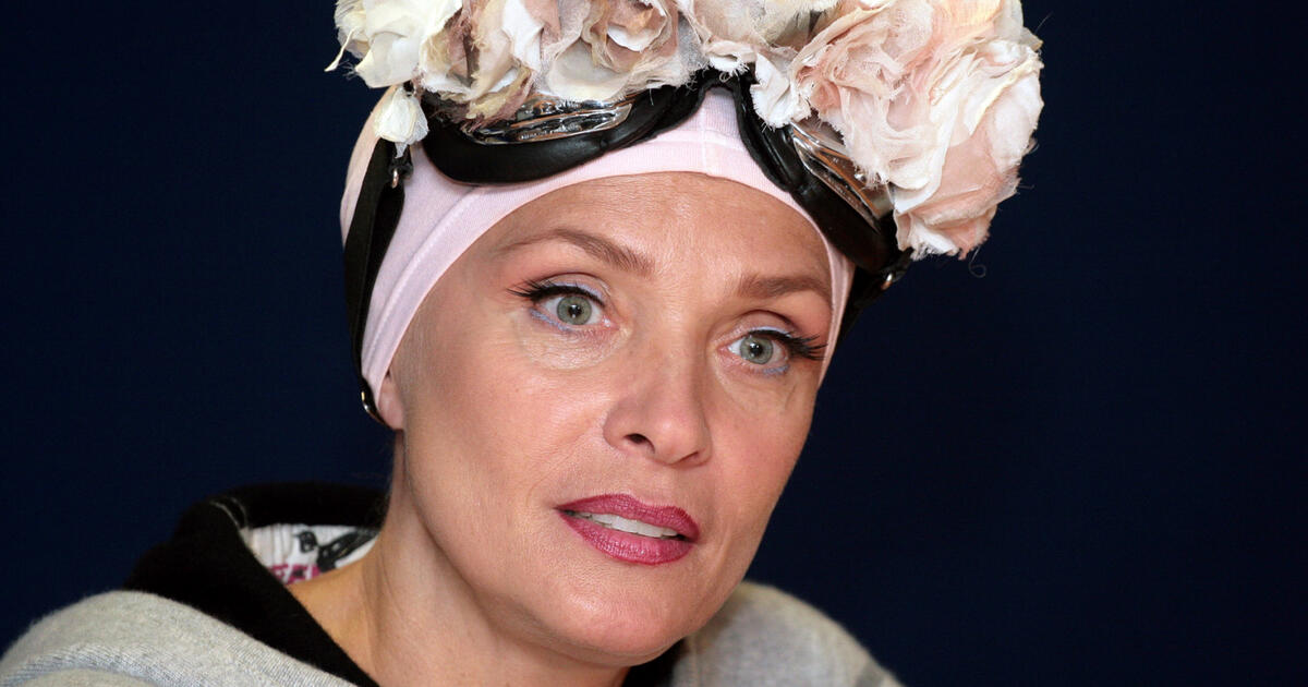 Laima Vaikulė pirmą kartą po gandų apie vėžį nusiėmė galvos apdangalą