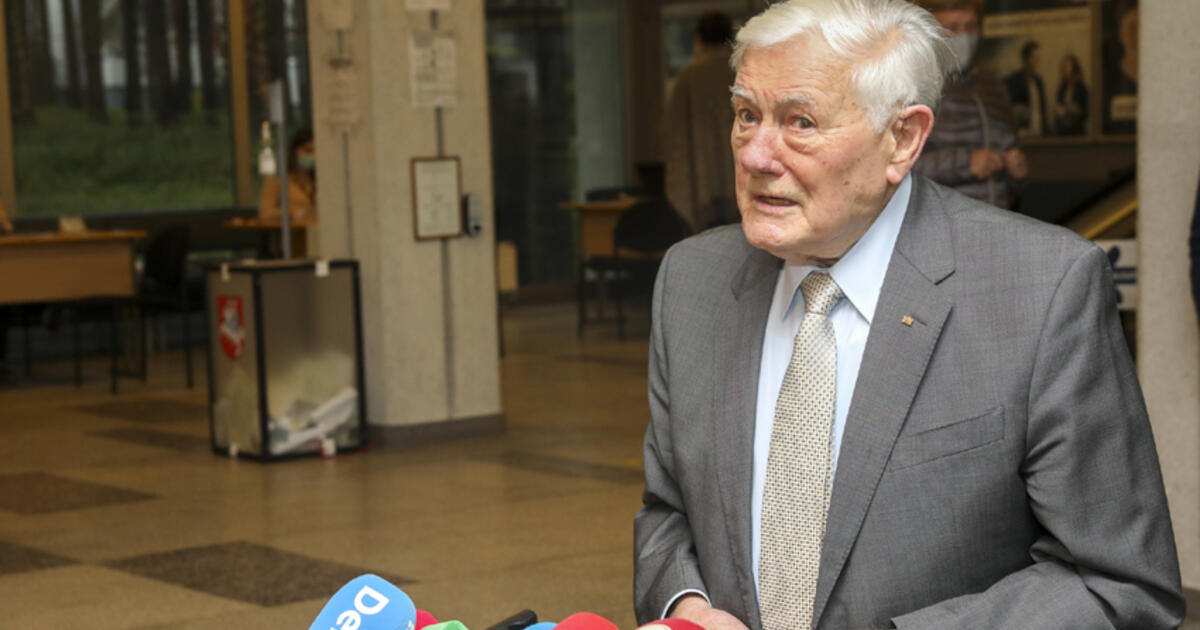 Valdas Adamkus švenčia 96-ąjį gimtadienį: pasveikino Vytautas ...