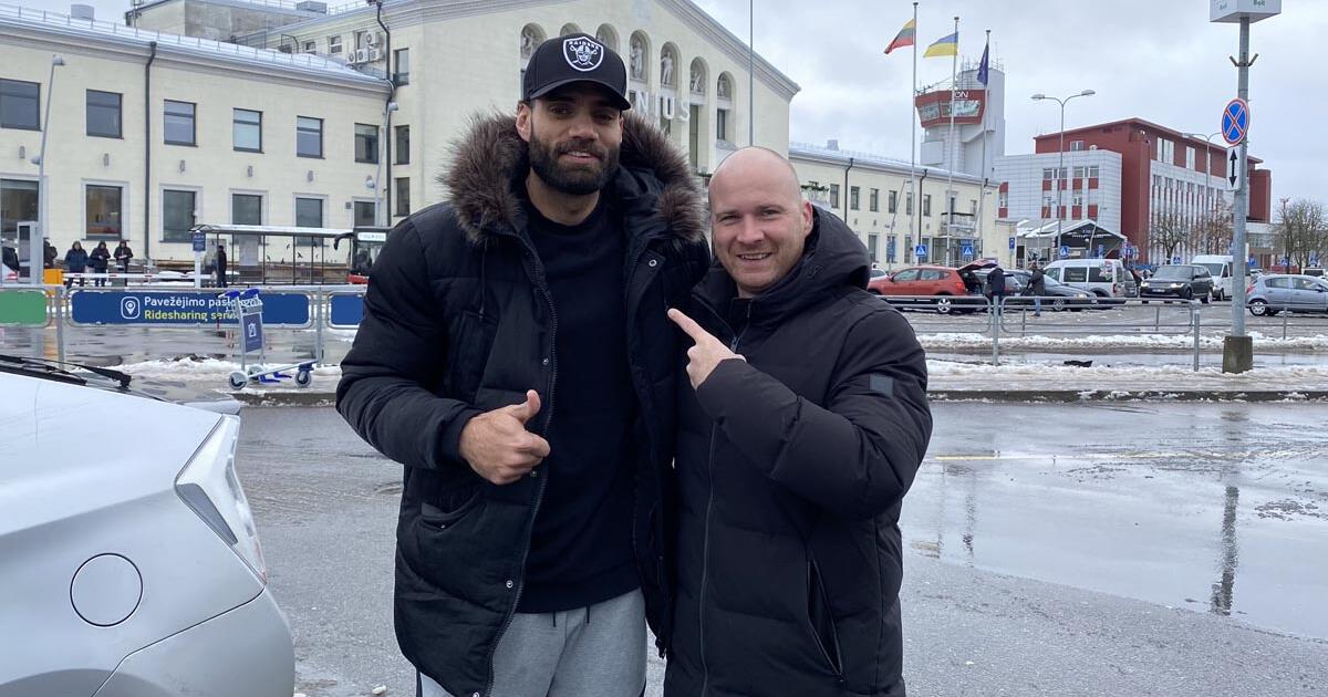 „Wolves“ komandos naujokas Jeffery Tayloras atvyko į Lietuvą | Vakarų ...