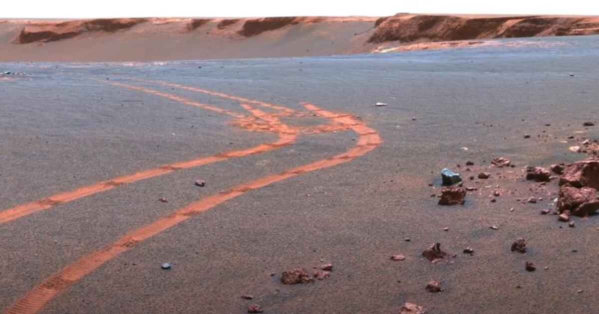 Marsas sukasi greičiau, o jo dienos trumpėja: mokslininkai nežino kodėl ...