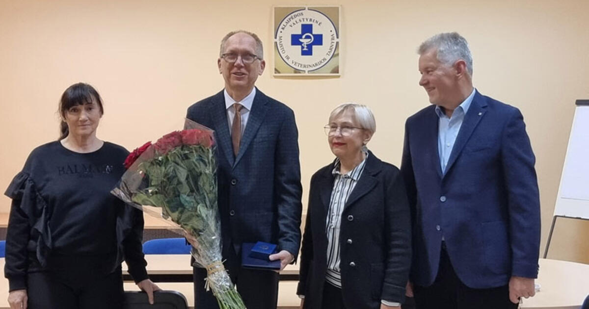 Politikui Ugniui Radvilai - apdovanojimas už gyvūnų gerovės siekį