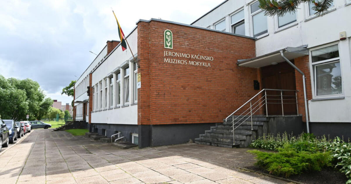 Sovietinis brokas brangina mokyklos remontą | Vakarų ekspresas