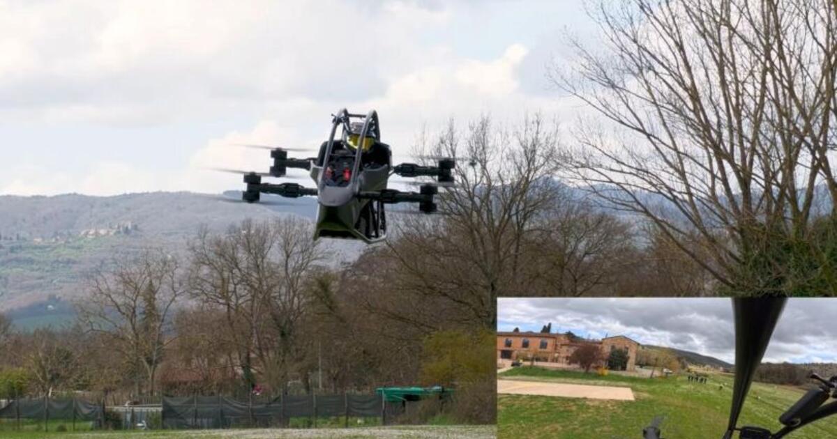 Pirmasis serijinis skraidantis automobilis sėkmingai išlaikė bandymus