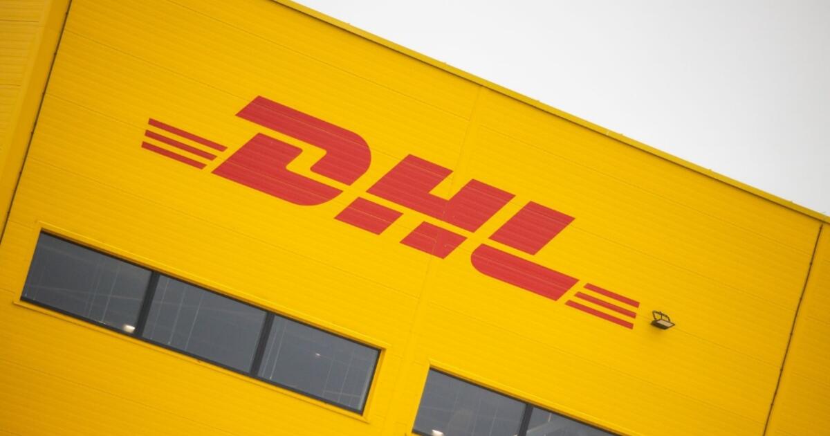 DHL stabdo daugiau kaip 800 dolerių vertės siuntų pristatymą ...