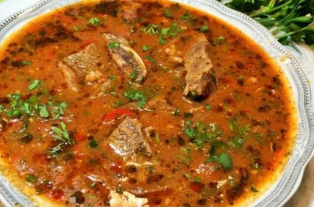 Šio patiekalo receptų šimtai, bet kiekvienam gruzinui geriausią charčio ...